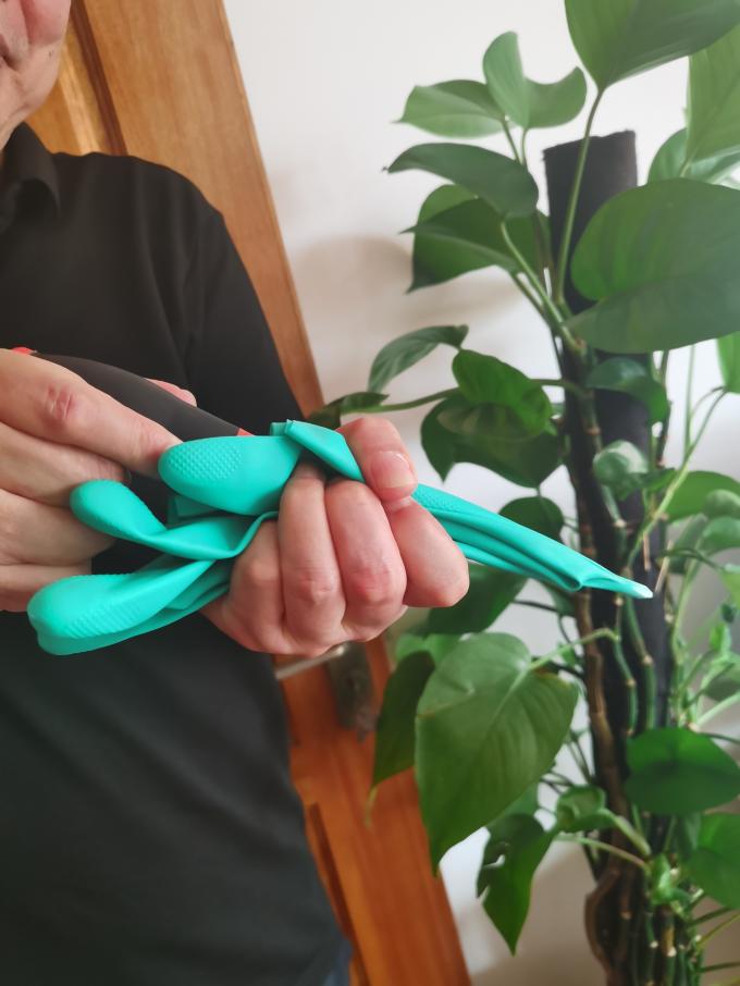 13 INches Gloves Green Nitrile For Chemical Handling Flock Lining 33cm